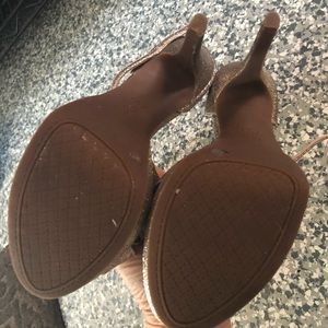 Jessica Simpson | Shoes | Super Sexy Gold Shimmerglitter Platform Pumps ...